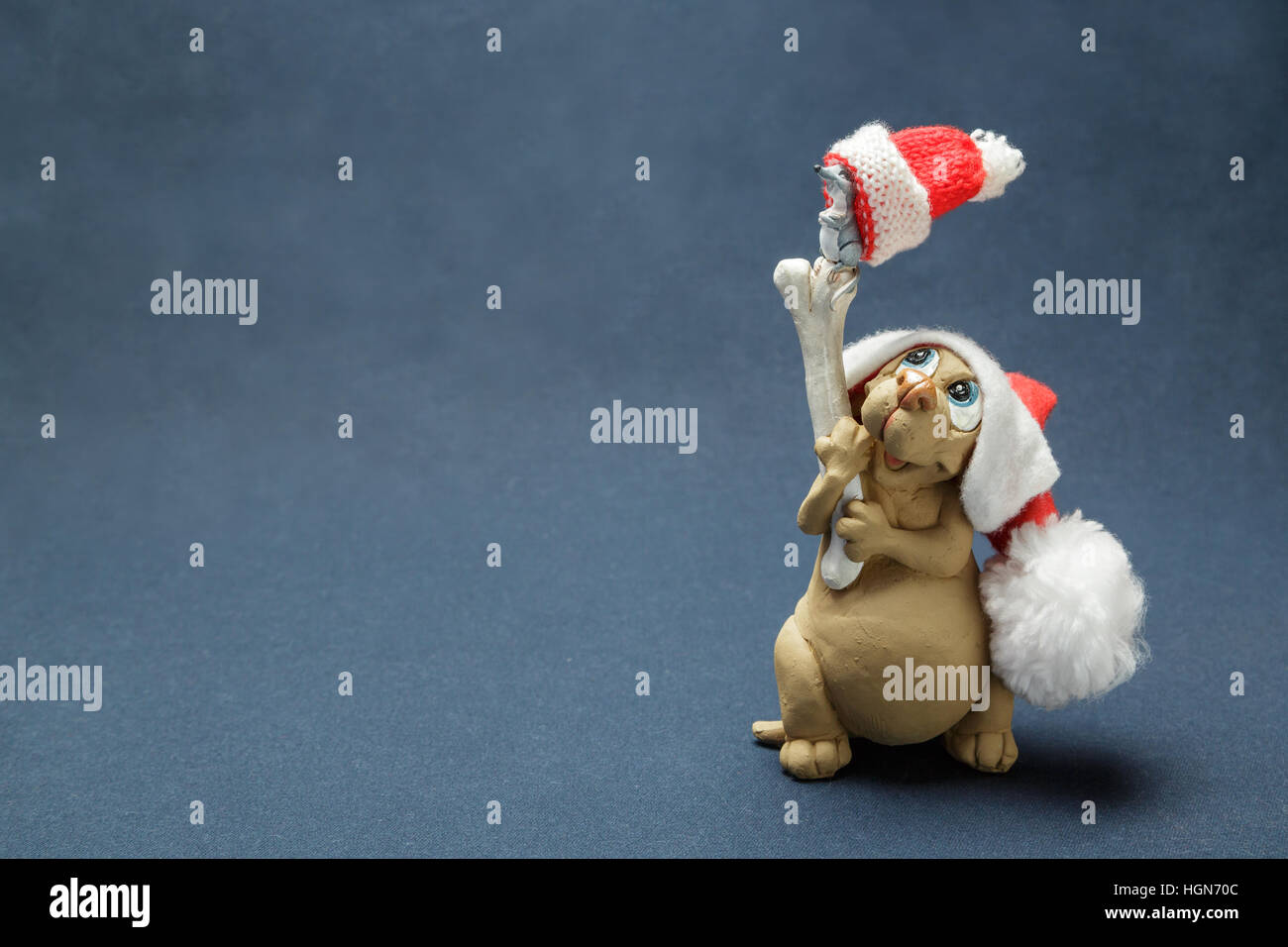Dog and mouse hi-res stock photography and images - Alamy