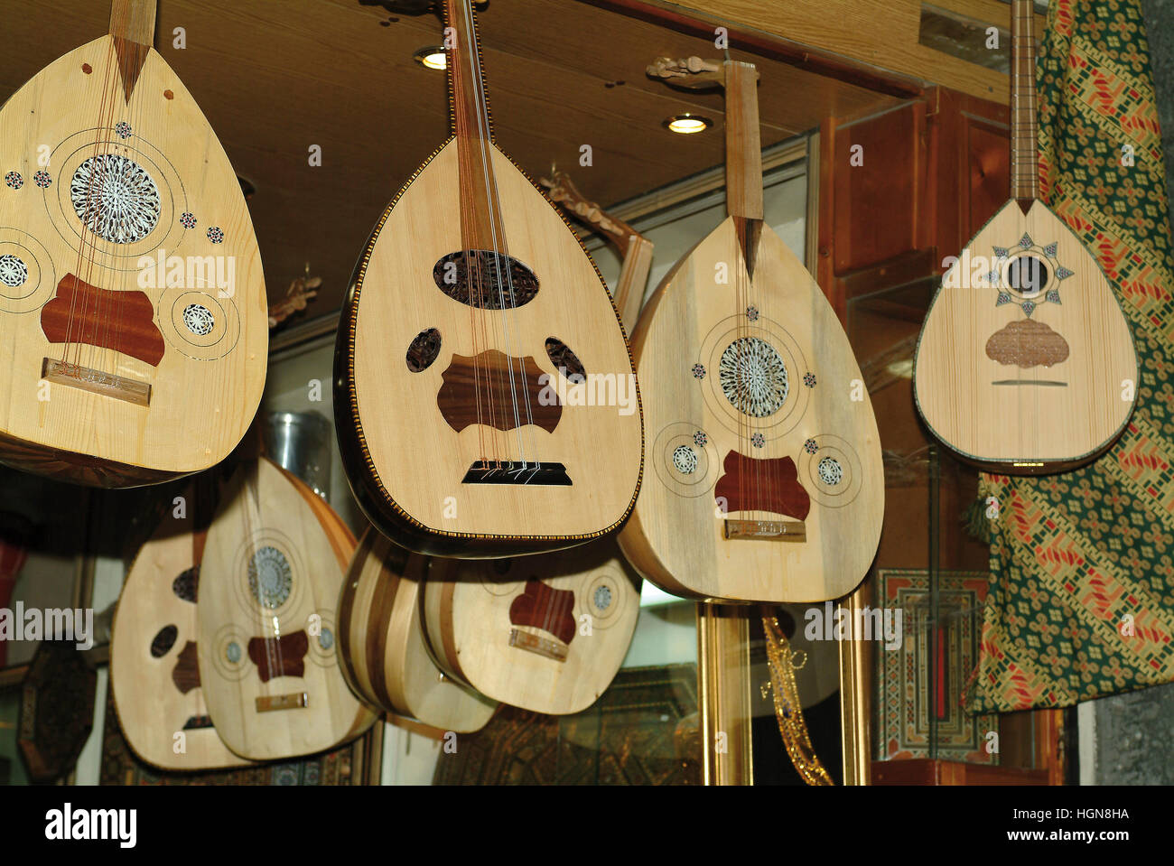 Syria Damasco Lutes in the suq Market Hamidiyya Stock Photo - Alamy
