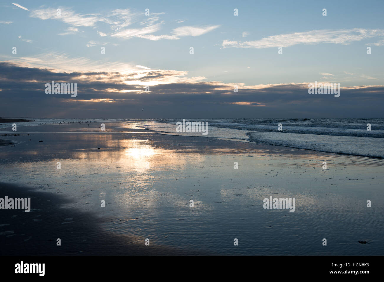 Koksijde beach hi-res stock photography and images - Alamy
