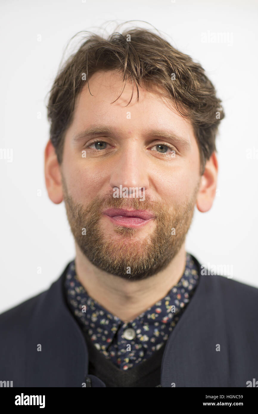 Actors promoting the new Series "Frau Temme sucht das Glueck" at Side ...