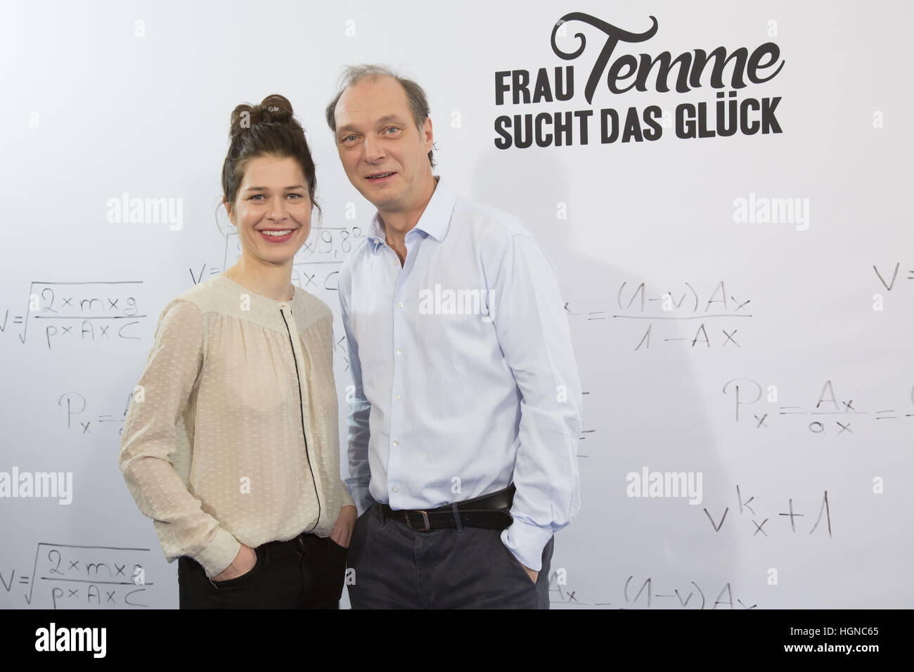 Actors promoting the new Series "Frau Temme sucht das Glueck" at Side ...