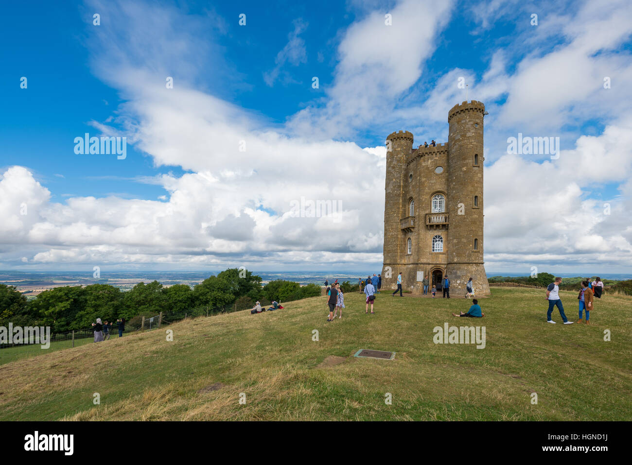 Broadway tower sunset cotswolds uk hi-res stock photography and images ...