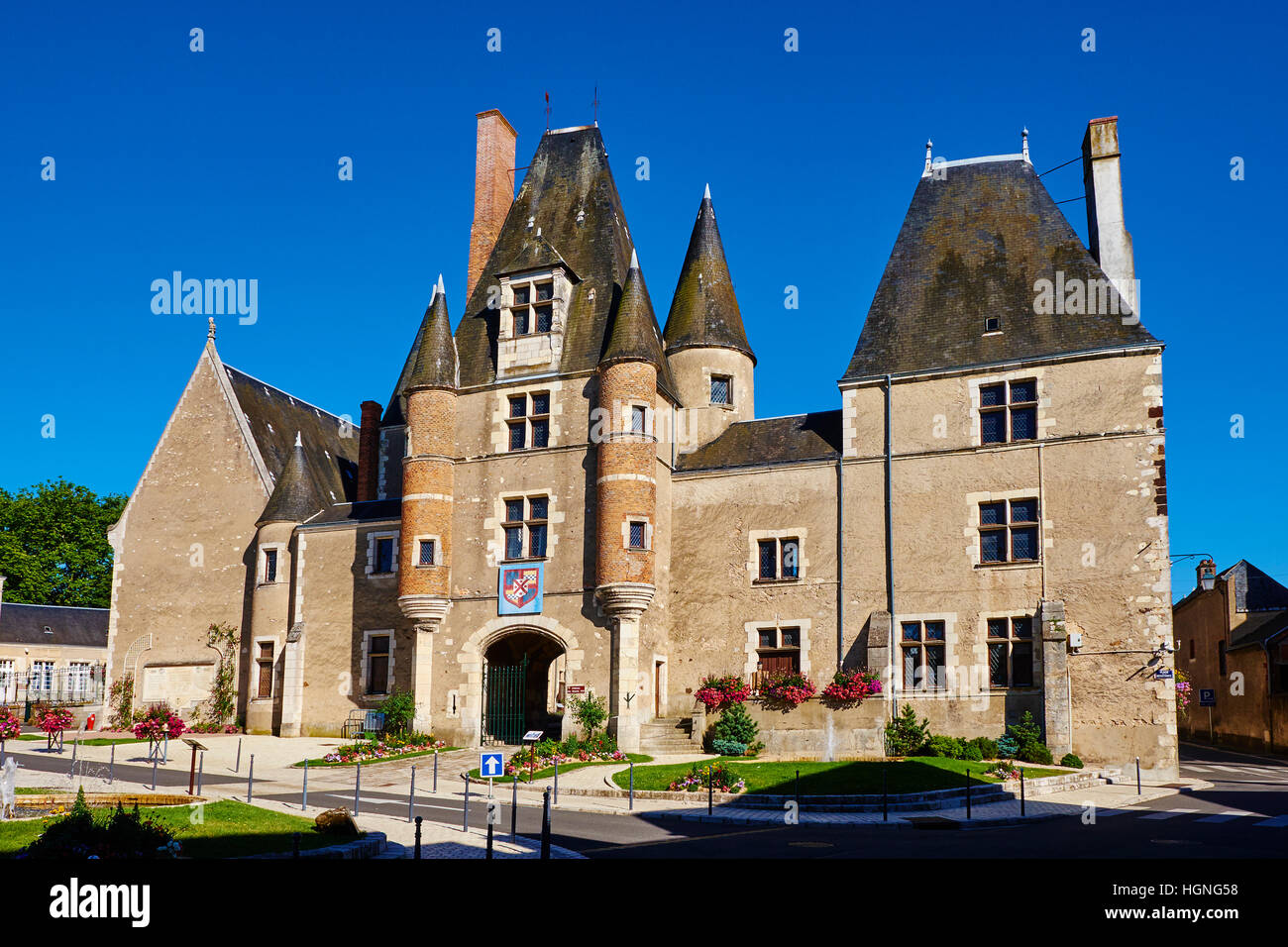 Aubigny sur nère, berry, france hi-res stock photography and images - Alamy