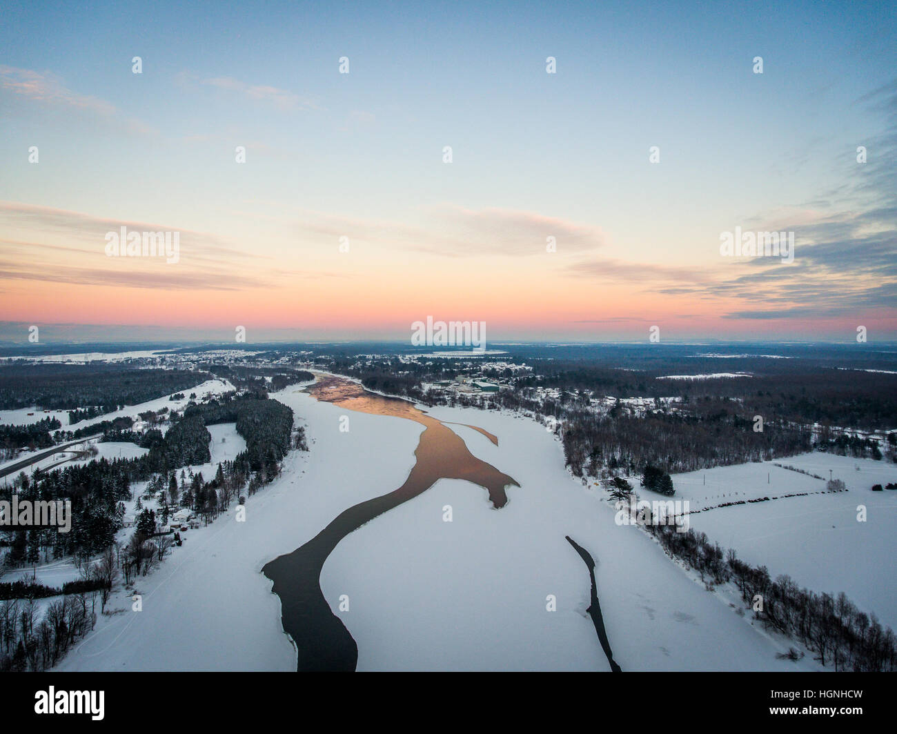 Pink sunset hi-res stock photography and images - Alamy