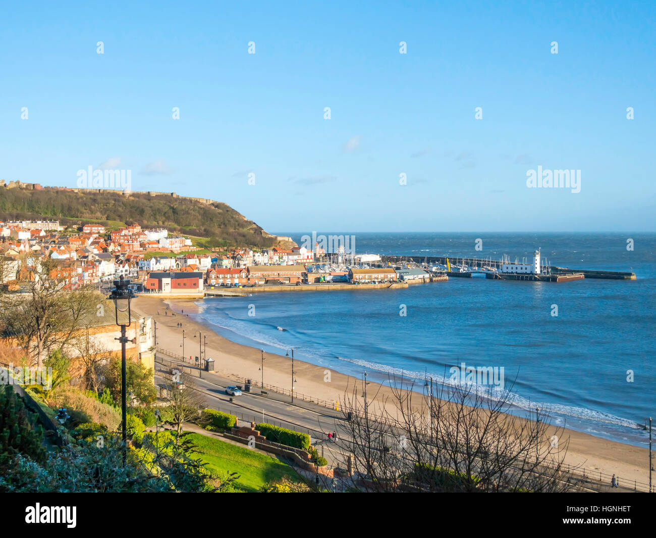 Scarborough town centre uk hi-res stock photography and images - Alamy
