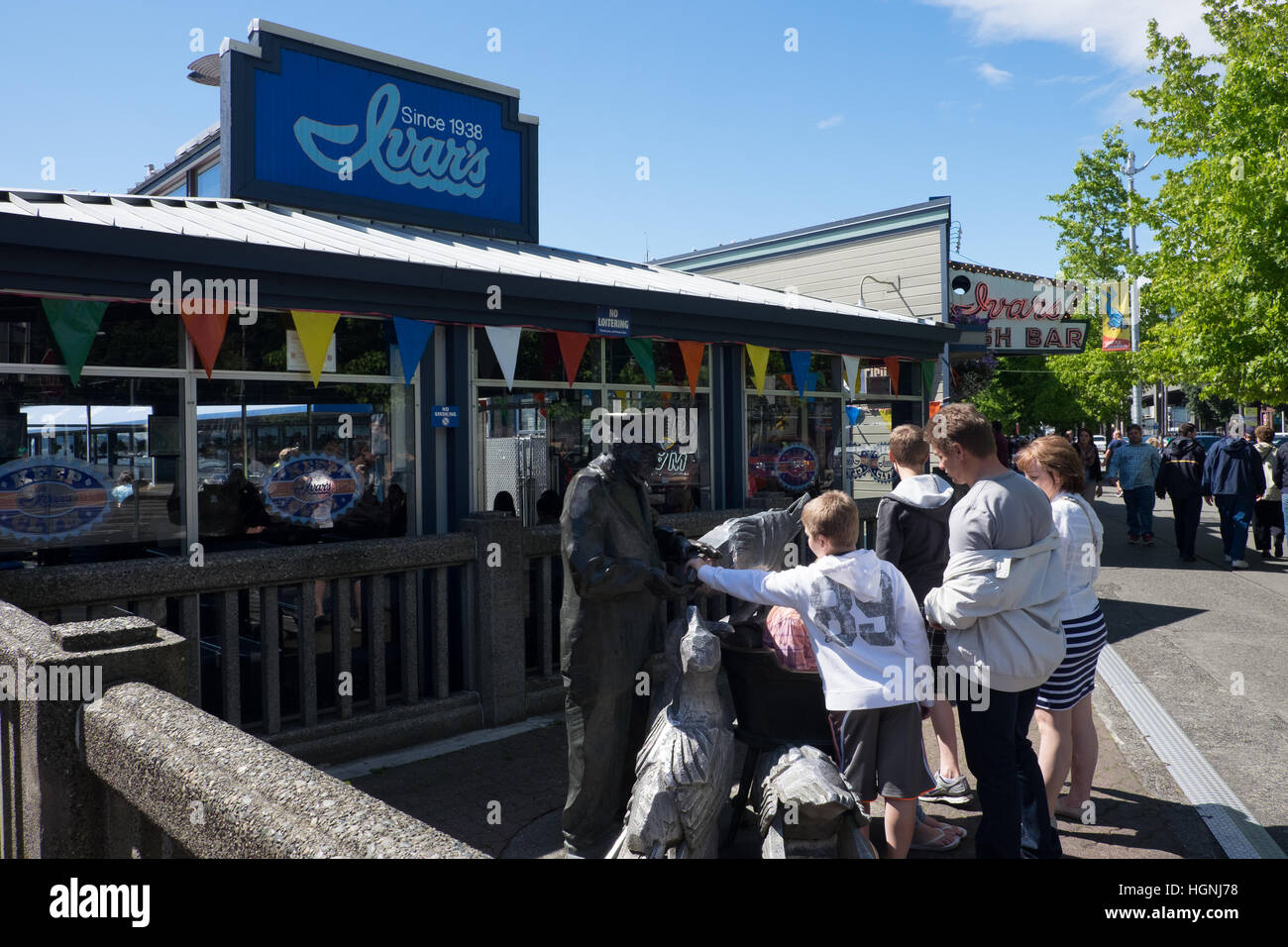 Ivar's is a seafood restaurant and popular spot on the Seattle ...