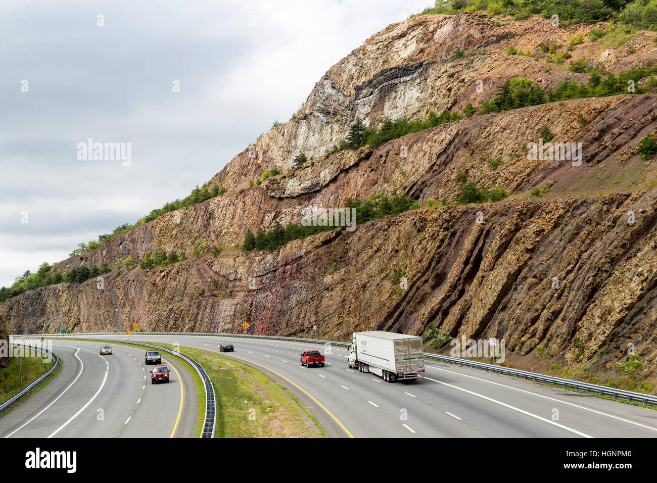 Sideling Hill, Maryland, Interstate 68 Highway, showing geologic strata ...