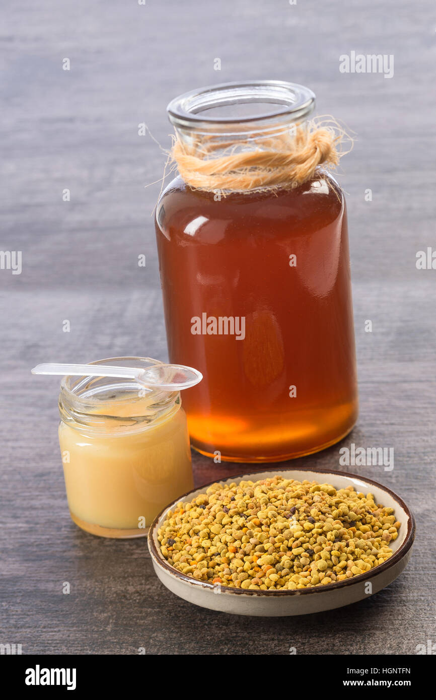 Apitherapy hi-res stock photography and images - Alamy