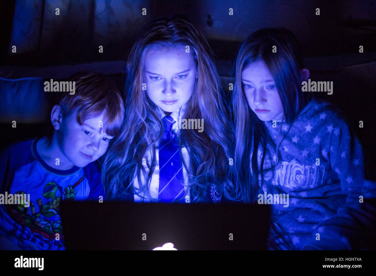 Online Grooming High Resolution Stock Photography and Images - Alamy