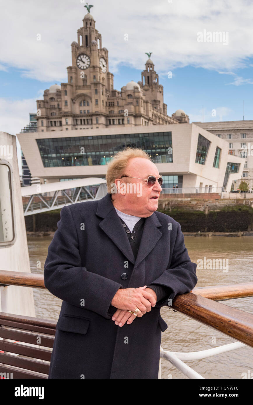 Gerry and the pacemakers hi-res stock photography and images - Alamy