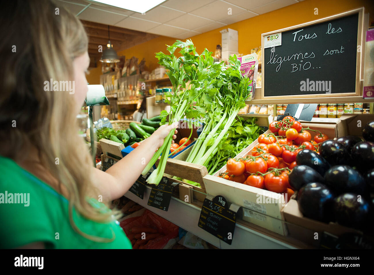 Food purchases hi-res stock photography and images - Alamy