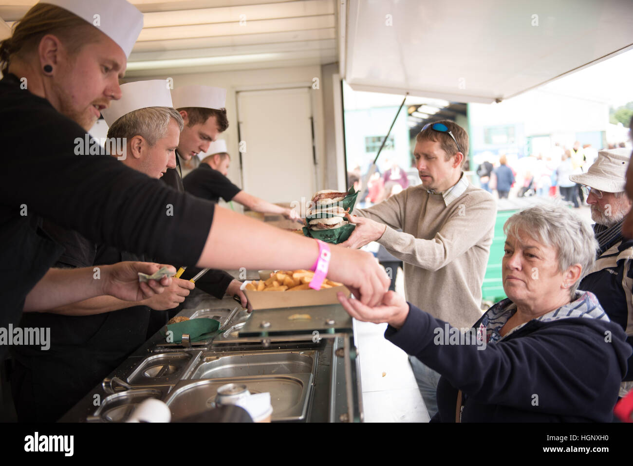 Customers served hi-res stock photography and images - Alamy