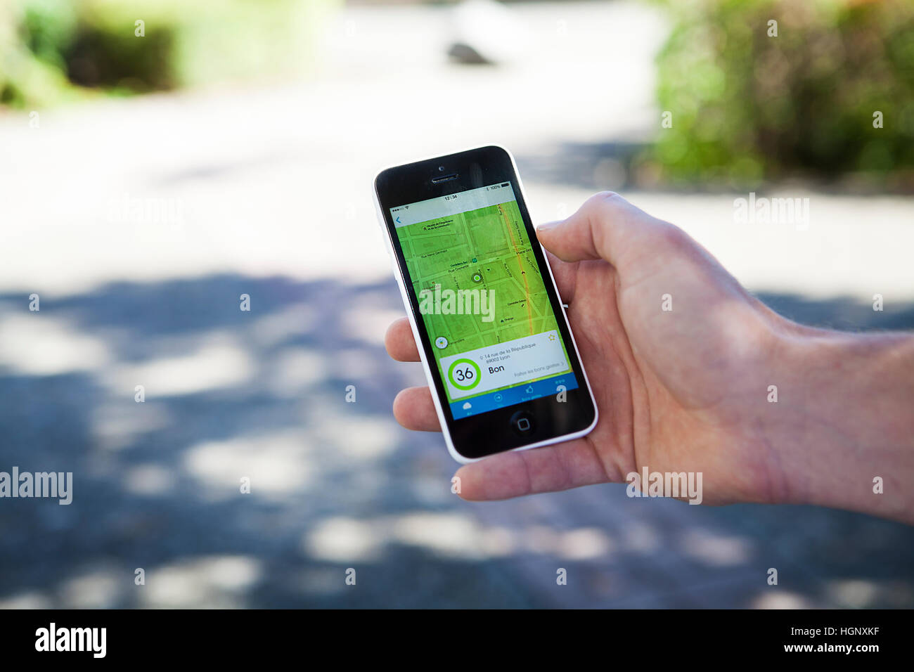 Mobile pollution hi-res stock photography and images - Alamy