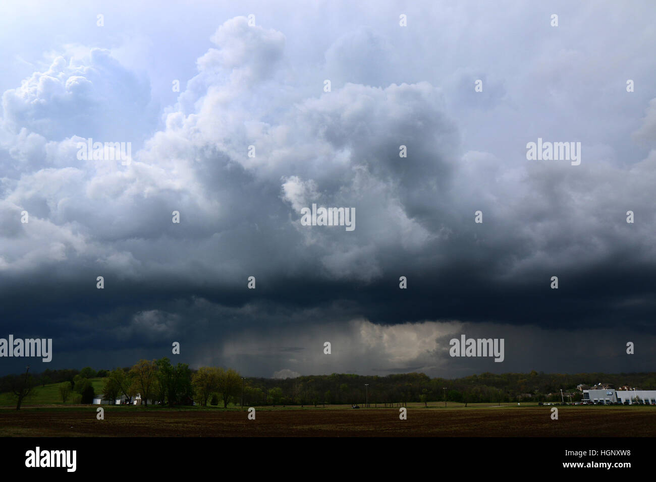 Farm storm hi-res stock photography and images - Alamy