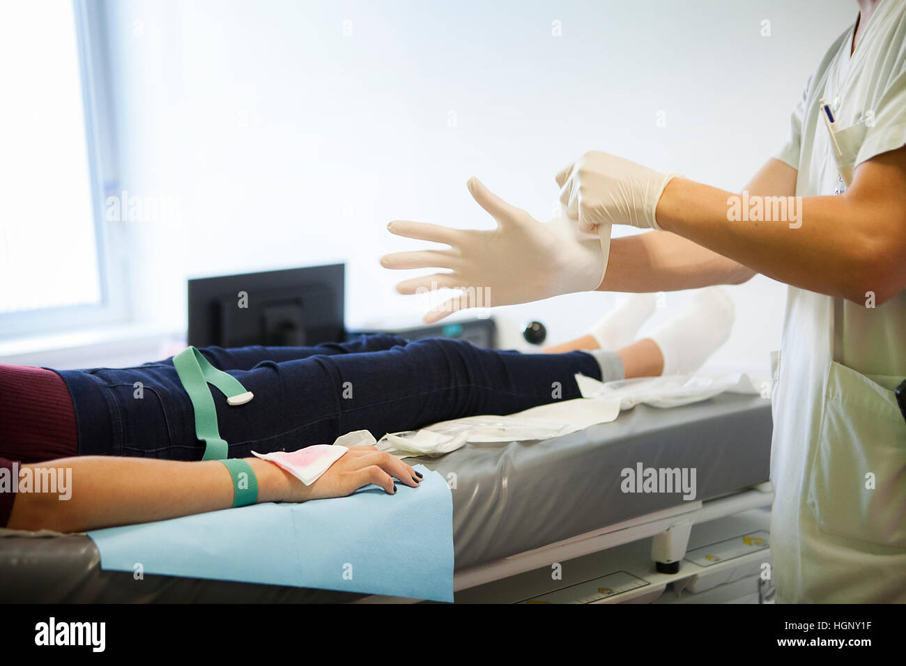 PEDIATRIC EMERGENCY UNIT Stock Photo - Alamy