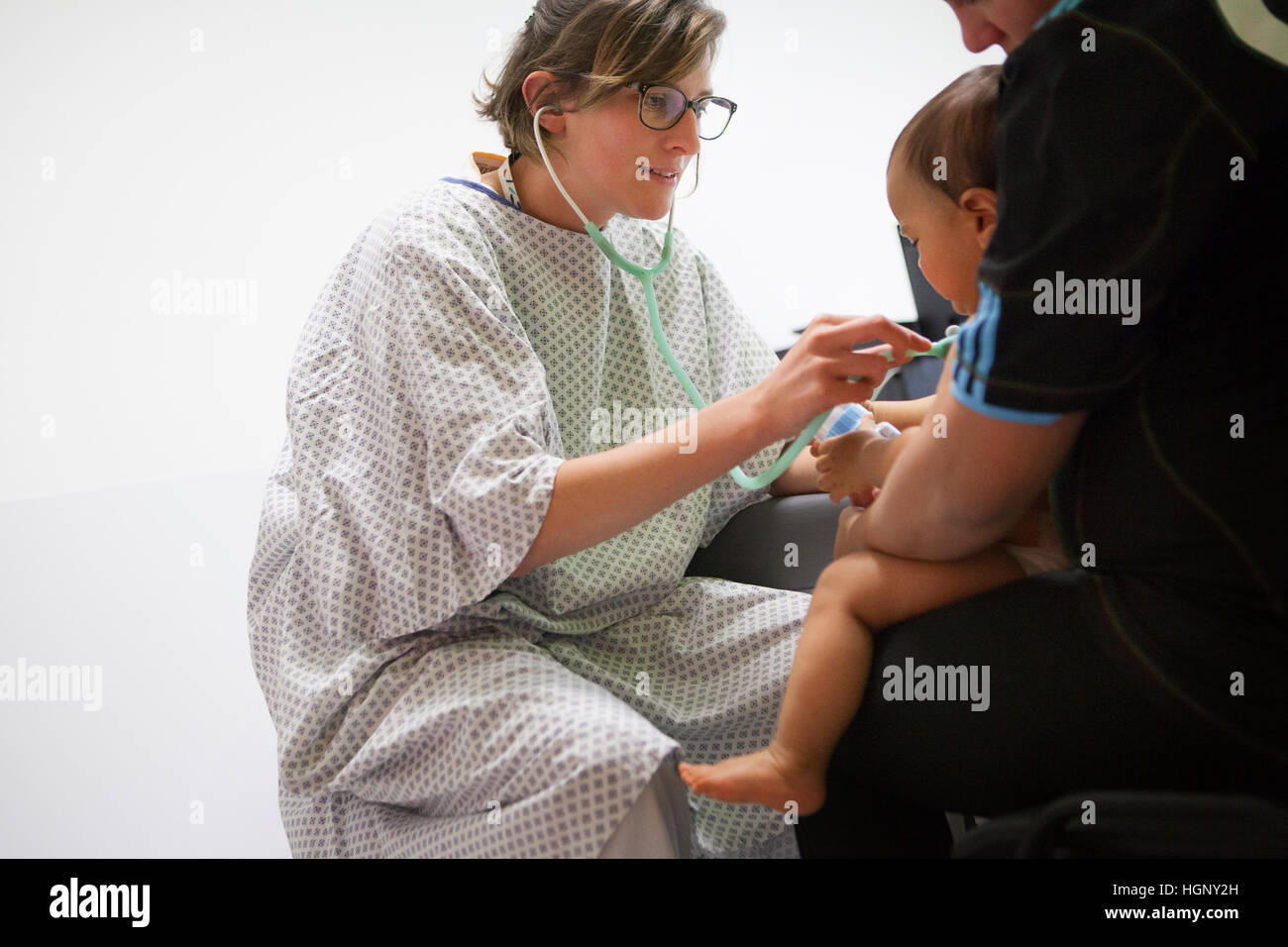 PEDIATRIC EMERGENCY UNIT Stock Photo - Alamy