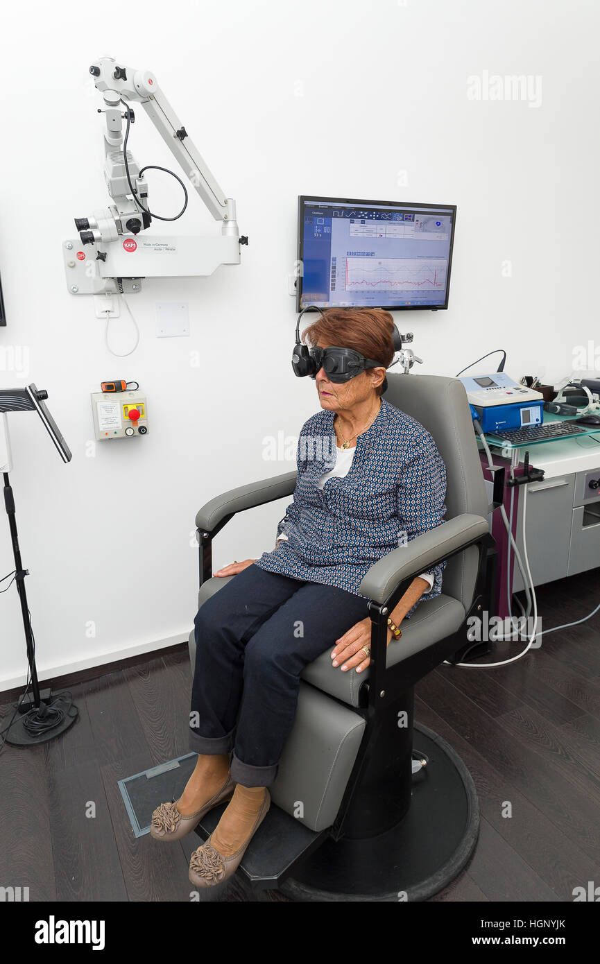 100 1 ent hi-res stock photography and images - Alamy