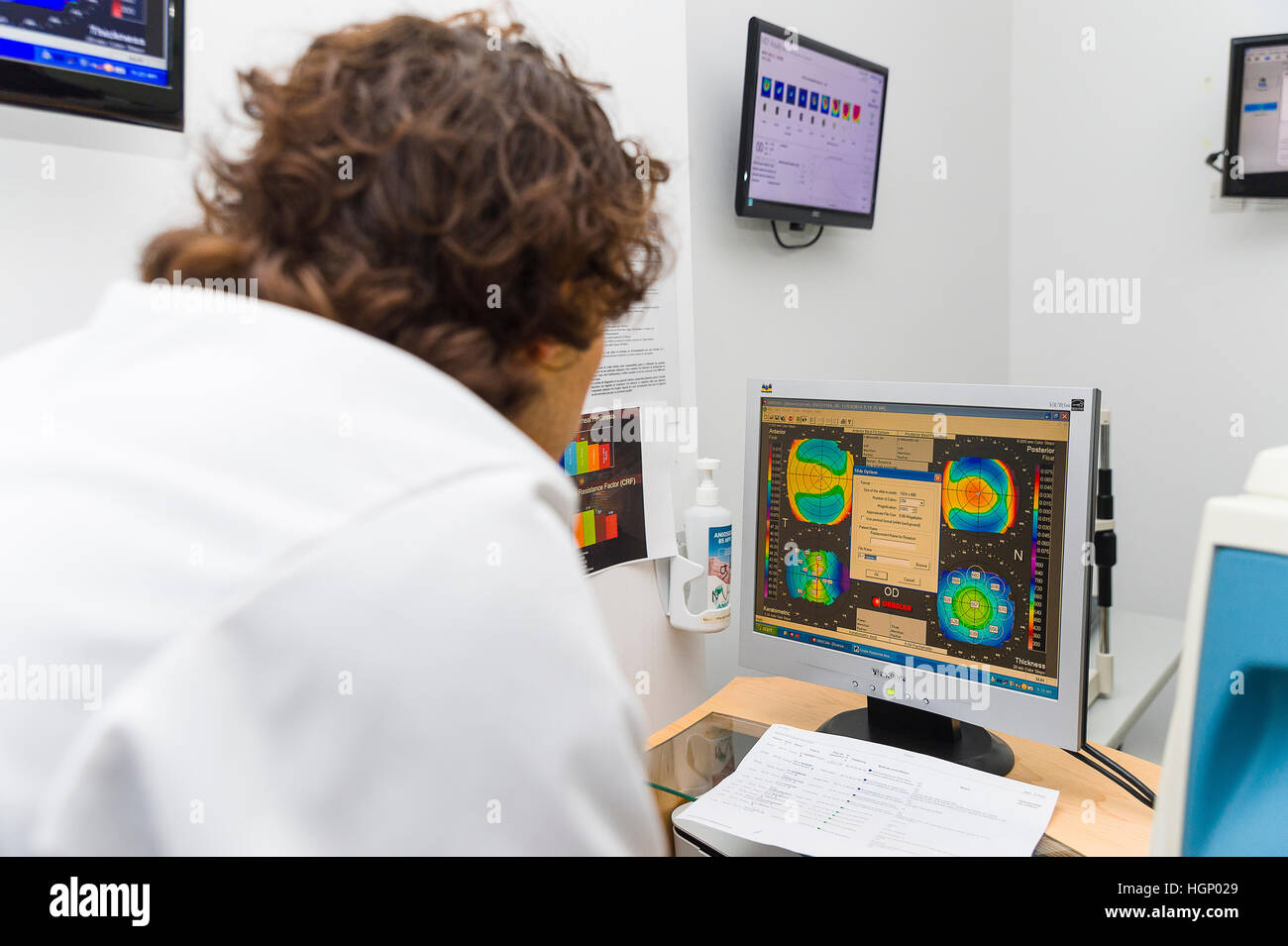 Corneal topography hi-res stock photography and images - Alamy