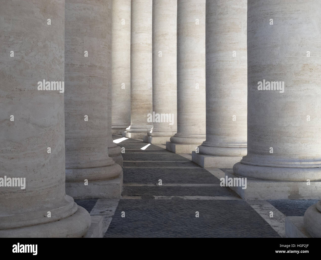 Simple tuscan columns hi-res stock photography and images - Alamy