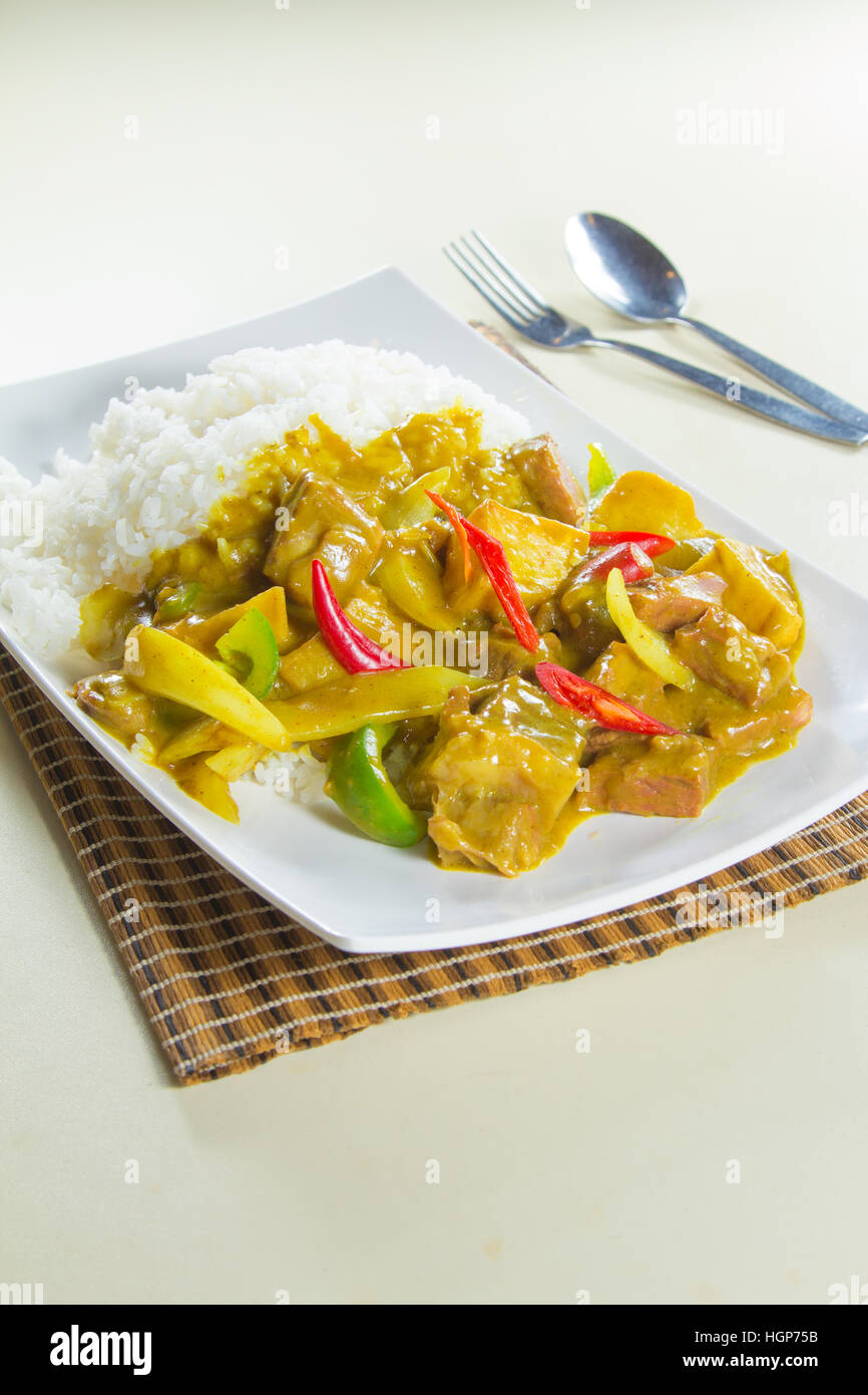 beef curry rice Stock Photo - Alamy