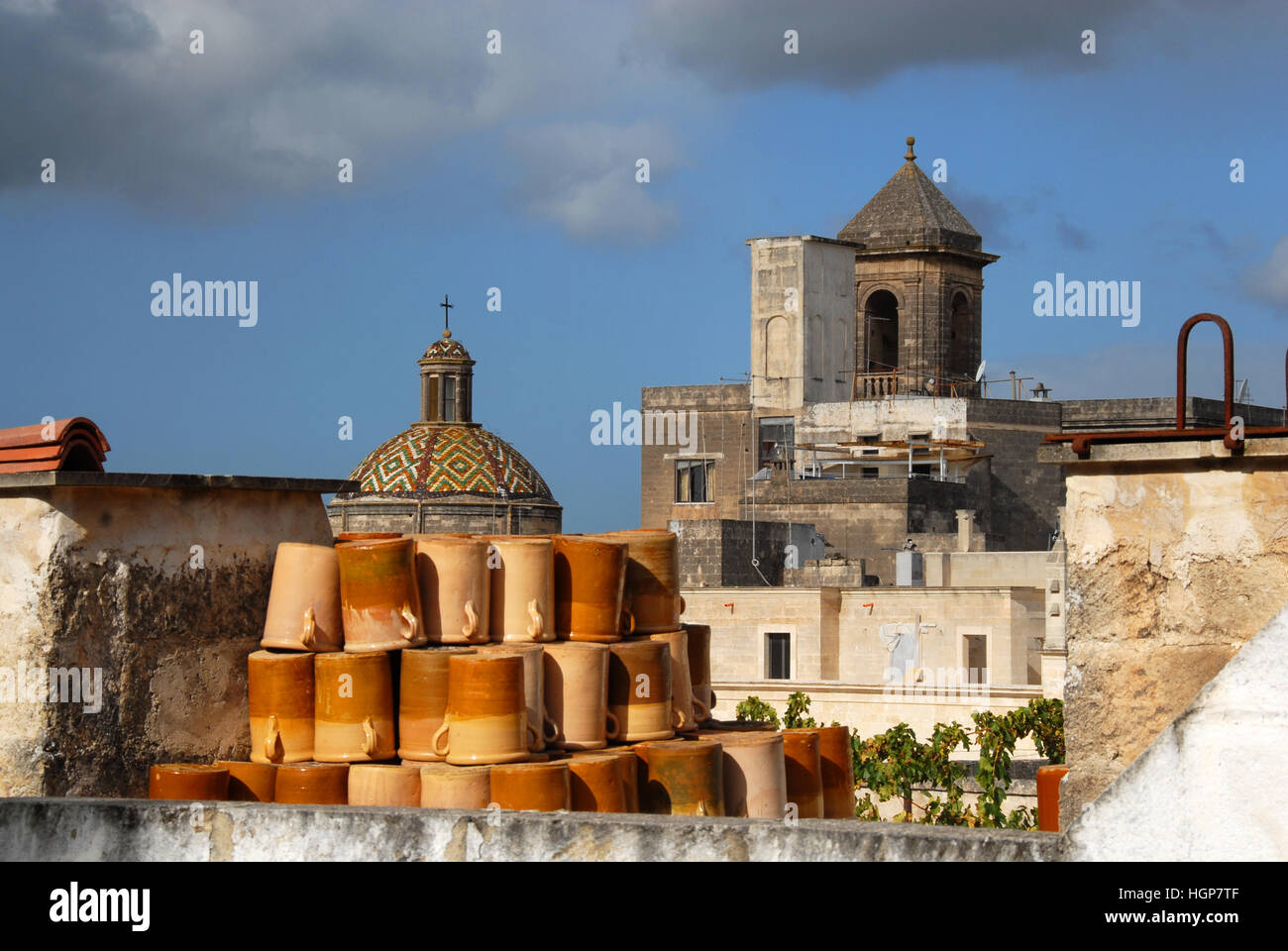 Town Grottaglie, know for its pottery, Puglia, Italy Stock Photo - Alamy