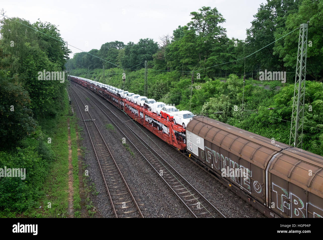 Cars freight hi-res stock photography and images - Alamy