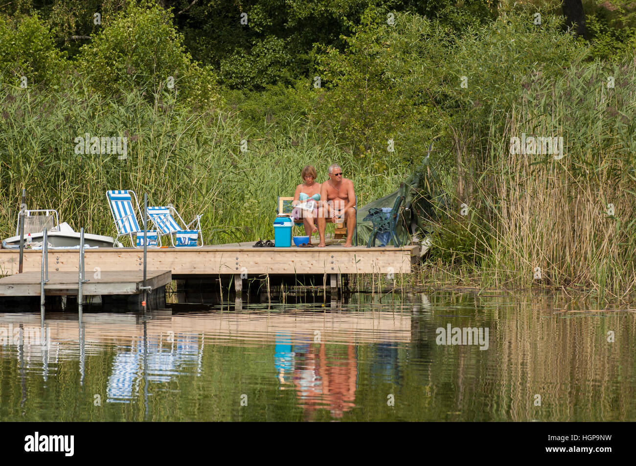 Sunbathi hi-res stock photography and images - Alamy