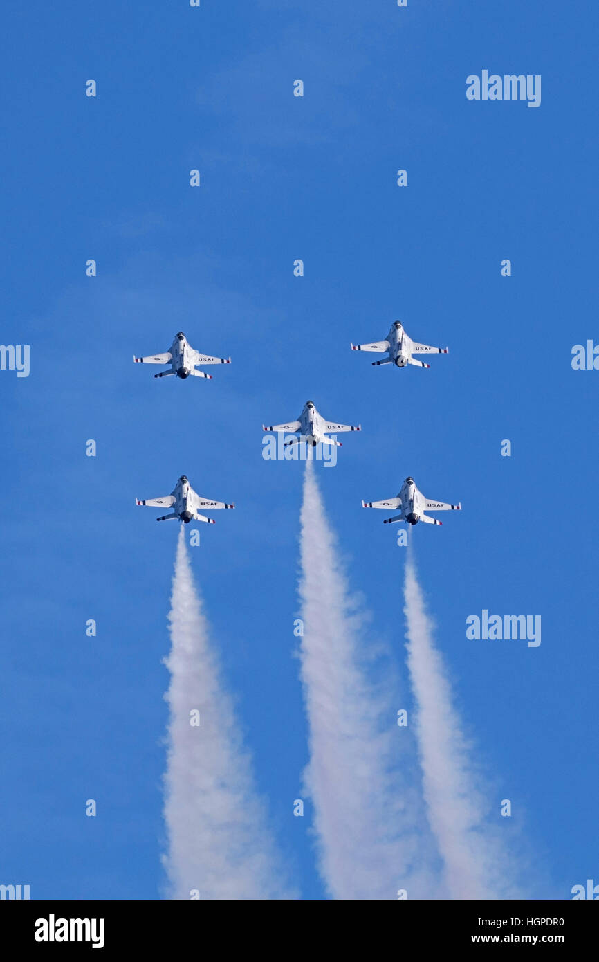Airplane US Air Force Thunderbirds F-16 jet fighters flying at 2016 ...