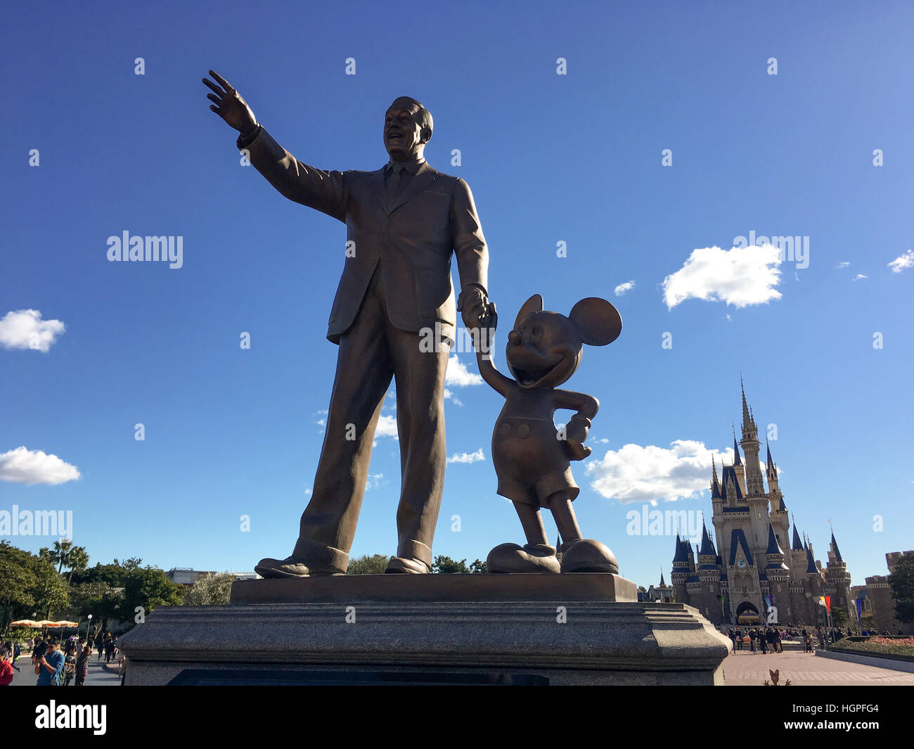Walt disney mickey mouse hi-res stock photography and images - Alamy