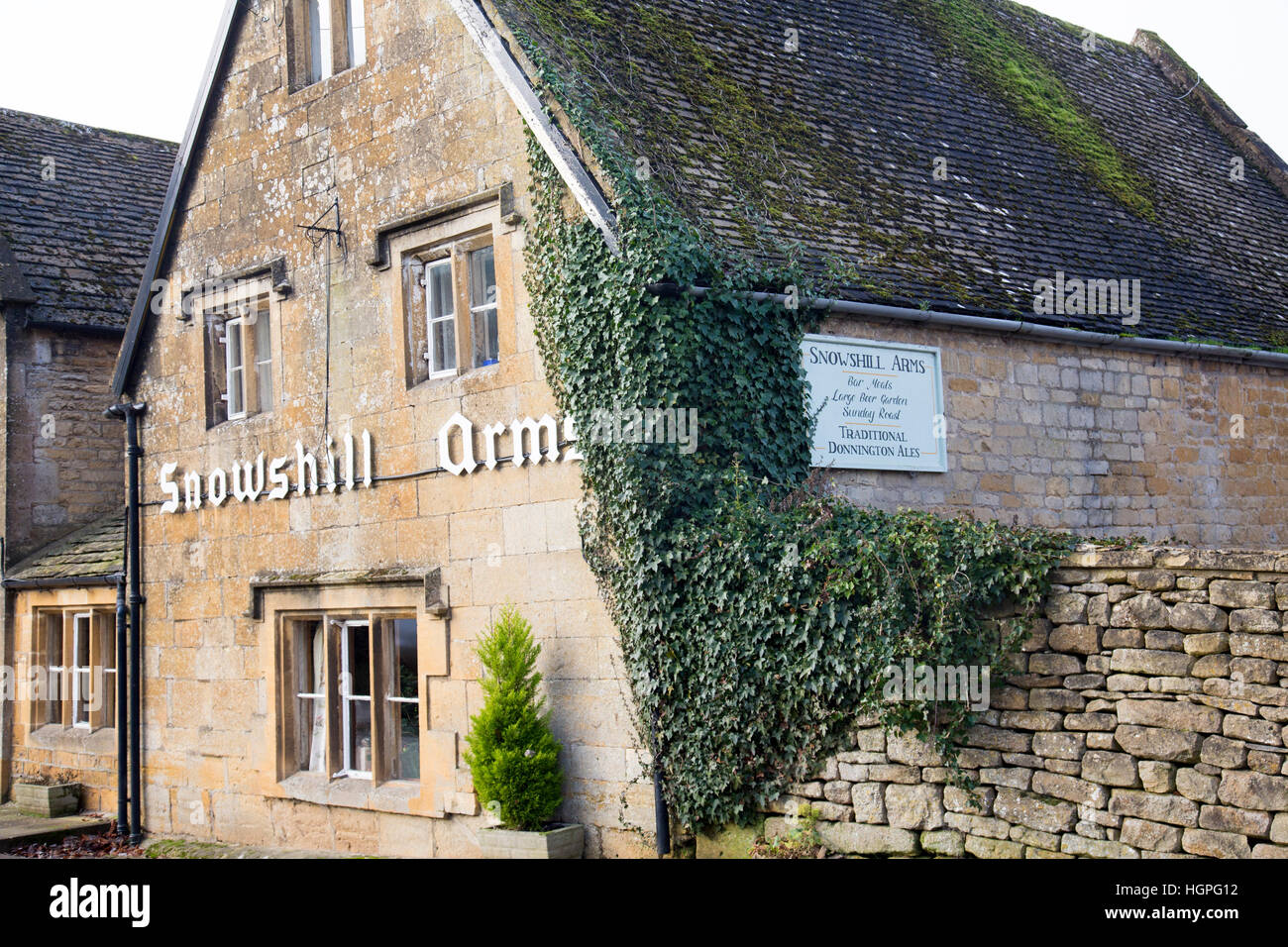 Snowshill arms pub hi-res stock photography and images - Alamy