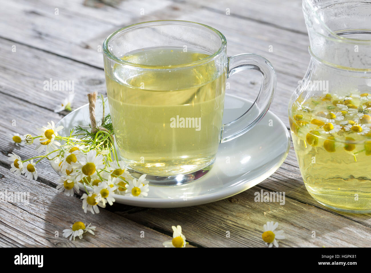 Kamille tinktur hi-res stock photography and images - Alamy