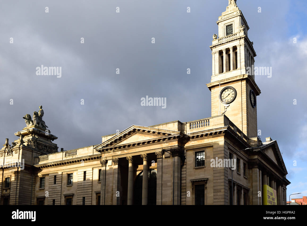 Kingston-Upon-Hull ,East Riding of Yorkshire,UK.Guildhall Stock Photo ...