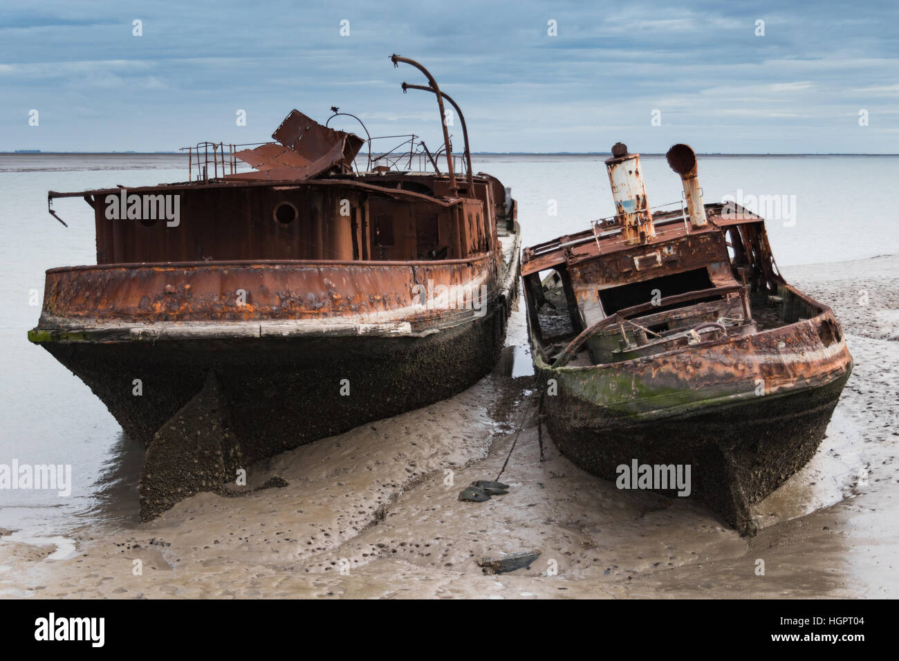 Rusty ships hi-res stock photography and images - Alamy