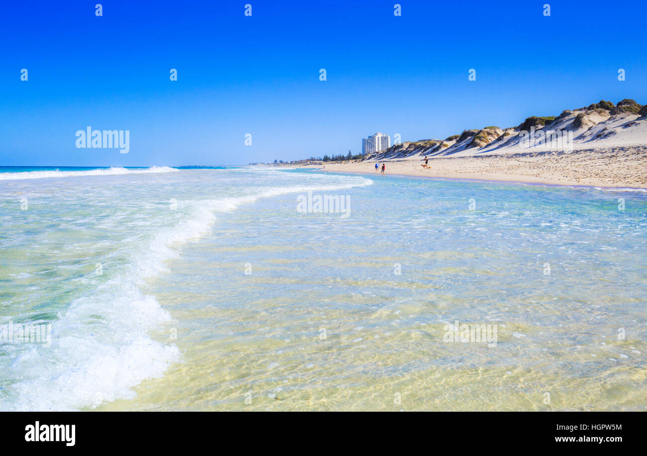 Scarborough beach hi-res stock photography and images - Alamy