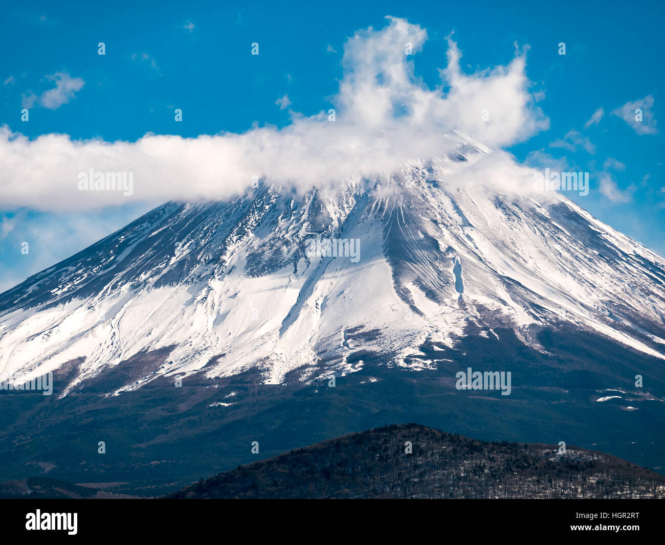 Winter scenic of Mount Fuji in Japan Stock Photo - Alamy