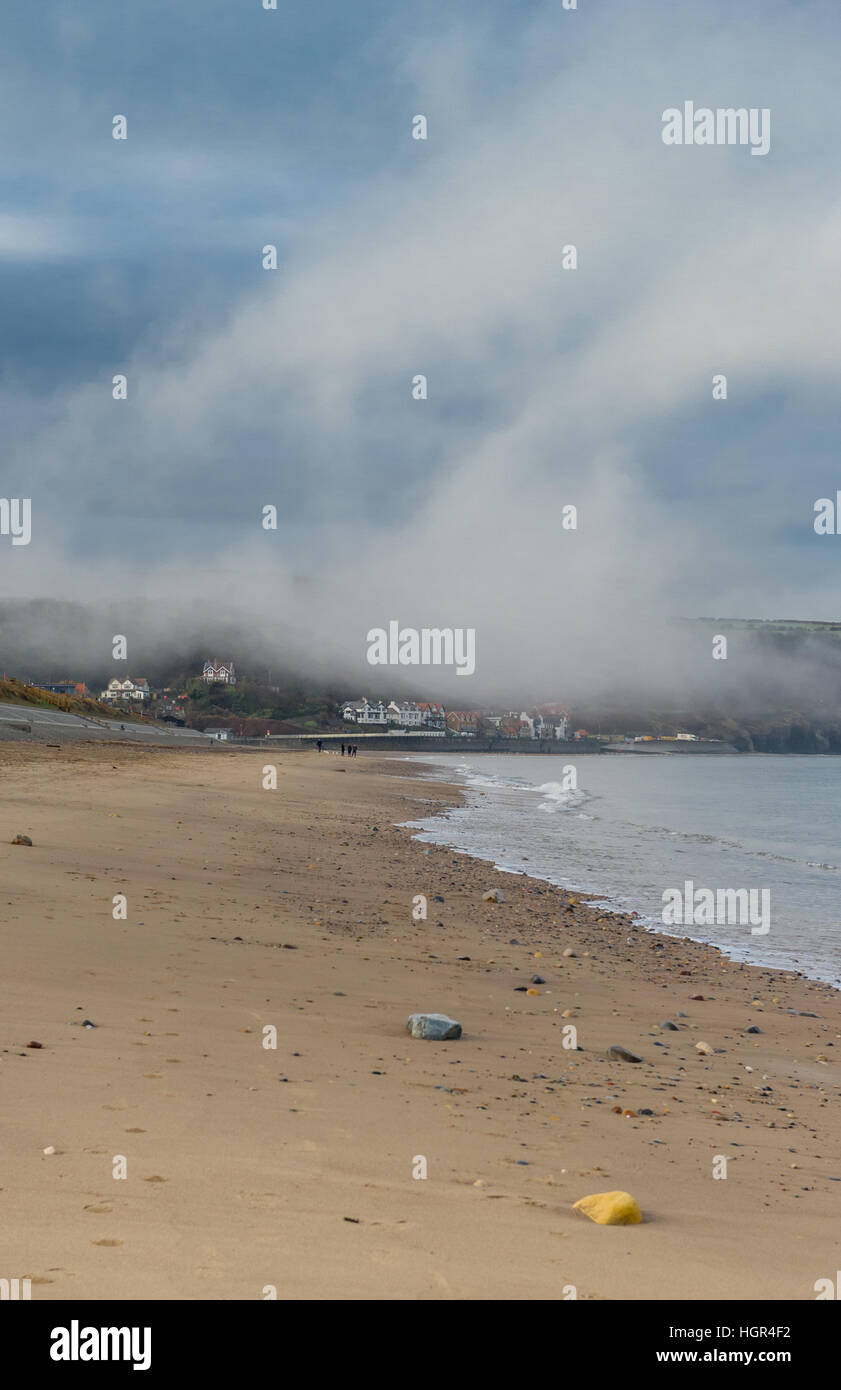 Sea fog england north hi-res stock photography and images - Alamy