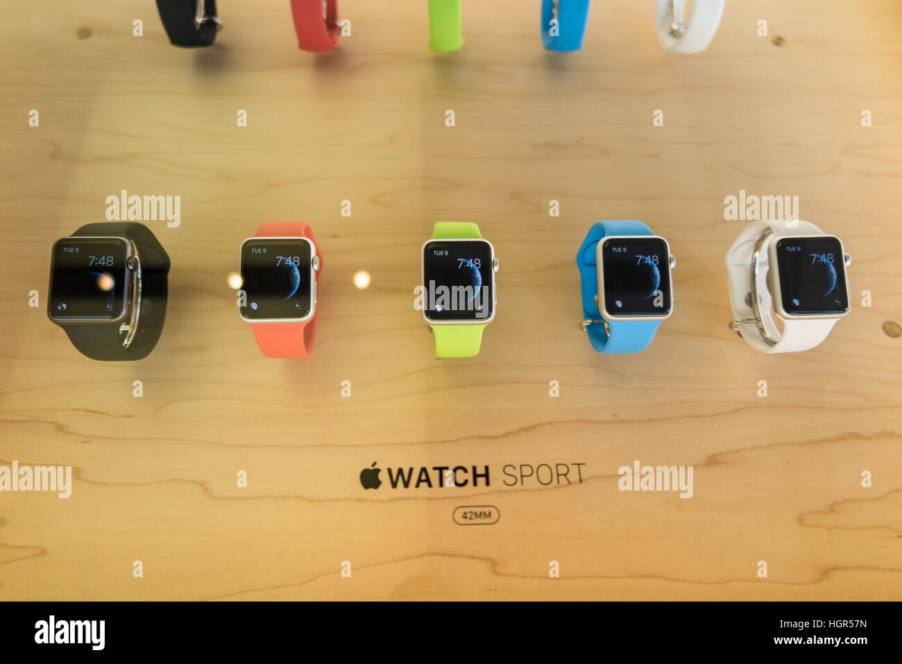 Watch store display hi-res stock photography and images - Alamy