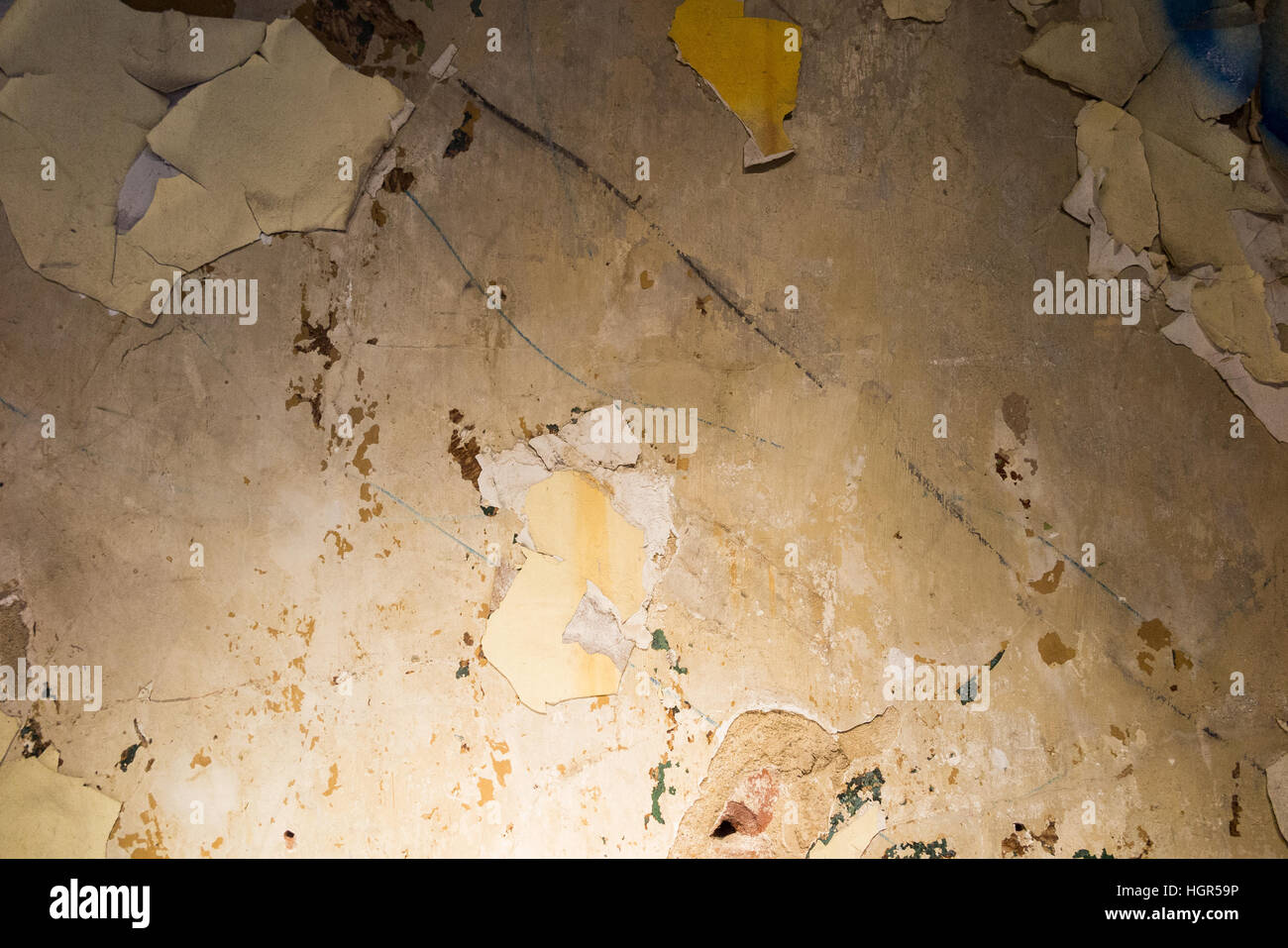 Cracking Wall Paint High Resolution Stock Photography and Images - Alamy