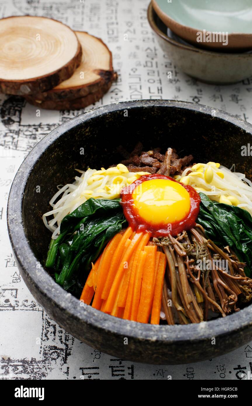 Dolsot stone bowl hi-res stock photography and images - Alamy