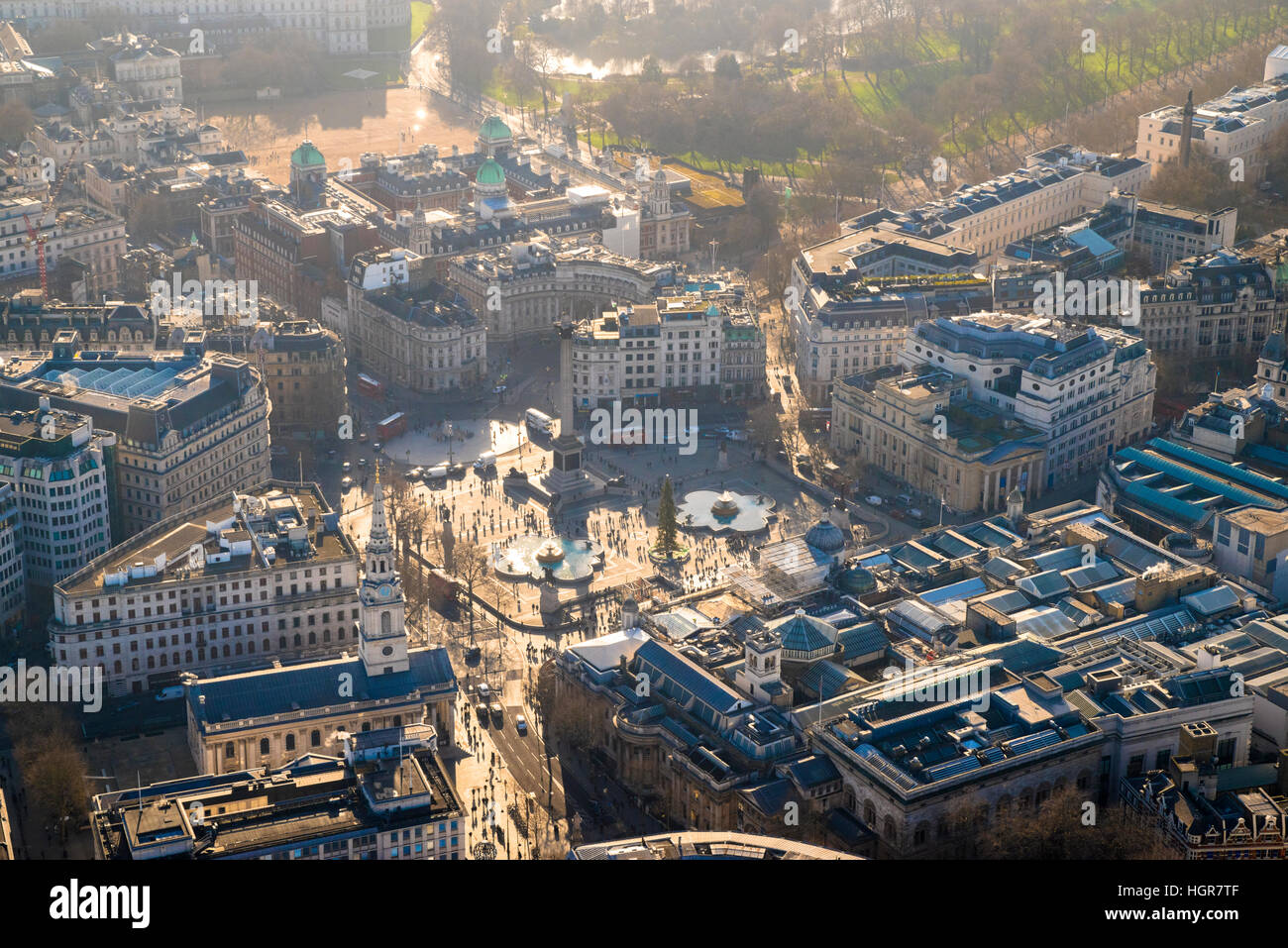 Aerial view of trafalgar square hi-res stock photography and images - Alamy