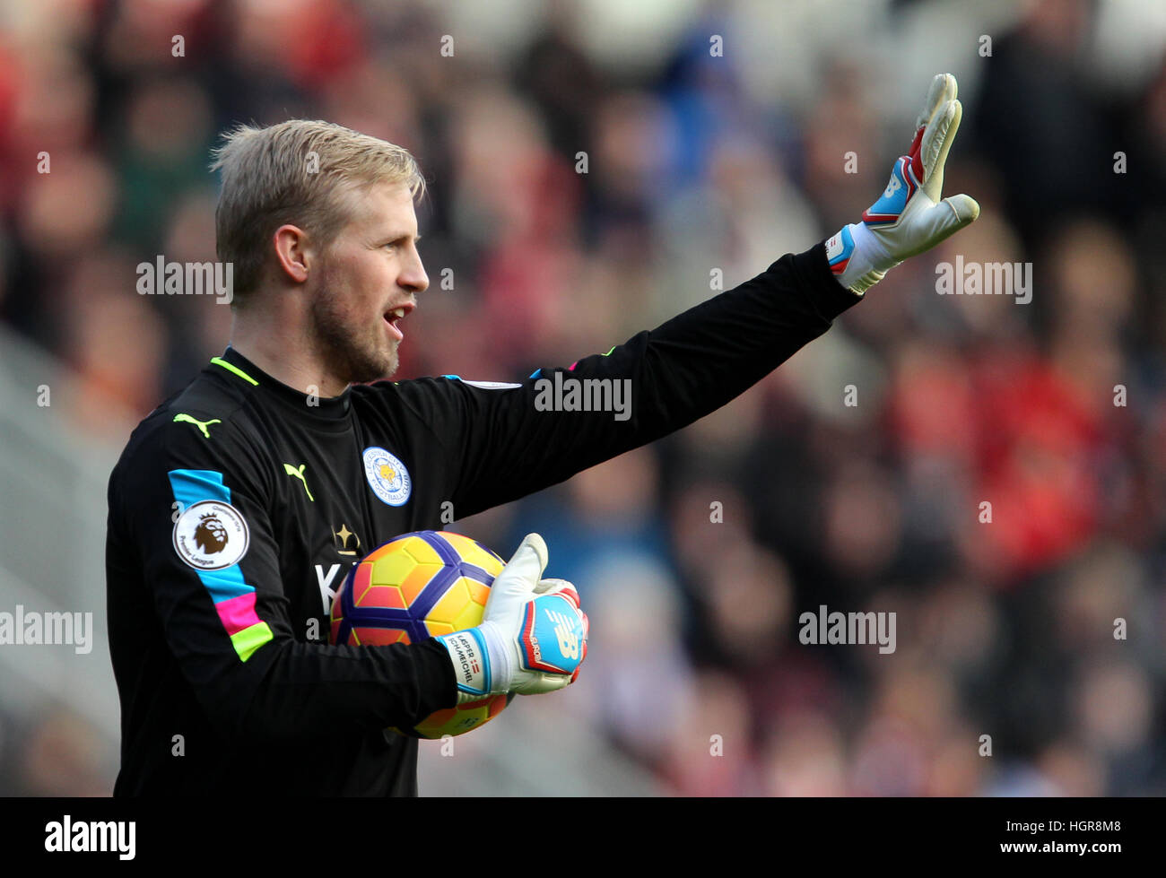 Leicester City goalkeeper Kasper Schmeichel Stock Photo - Alamy