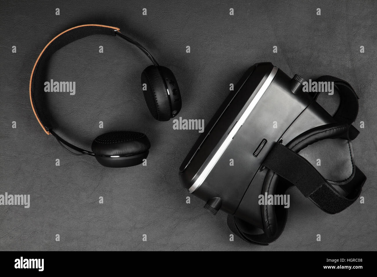 Virtual reality headset Stock Photo - Alamy