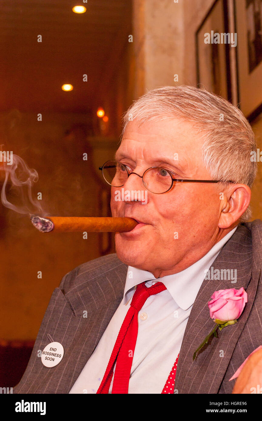 Artist David Hockney smoking a cigar, in a Brighton restaurant, during ...