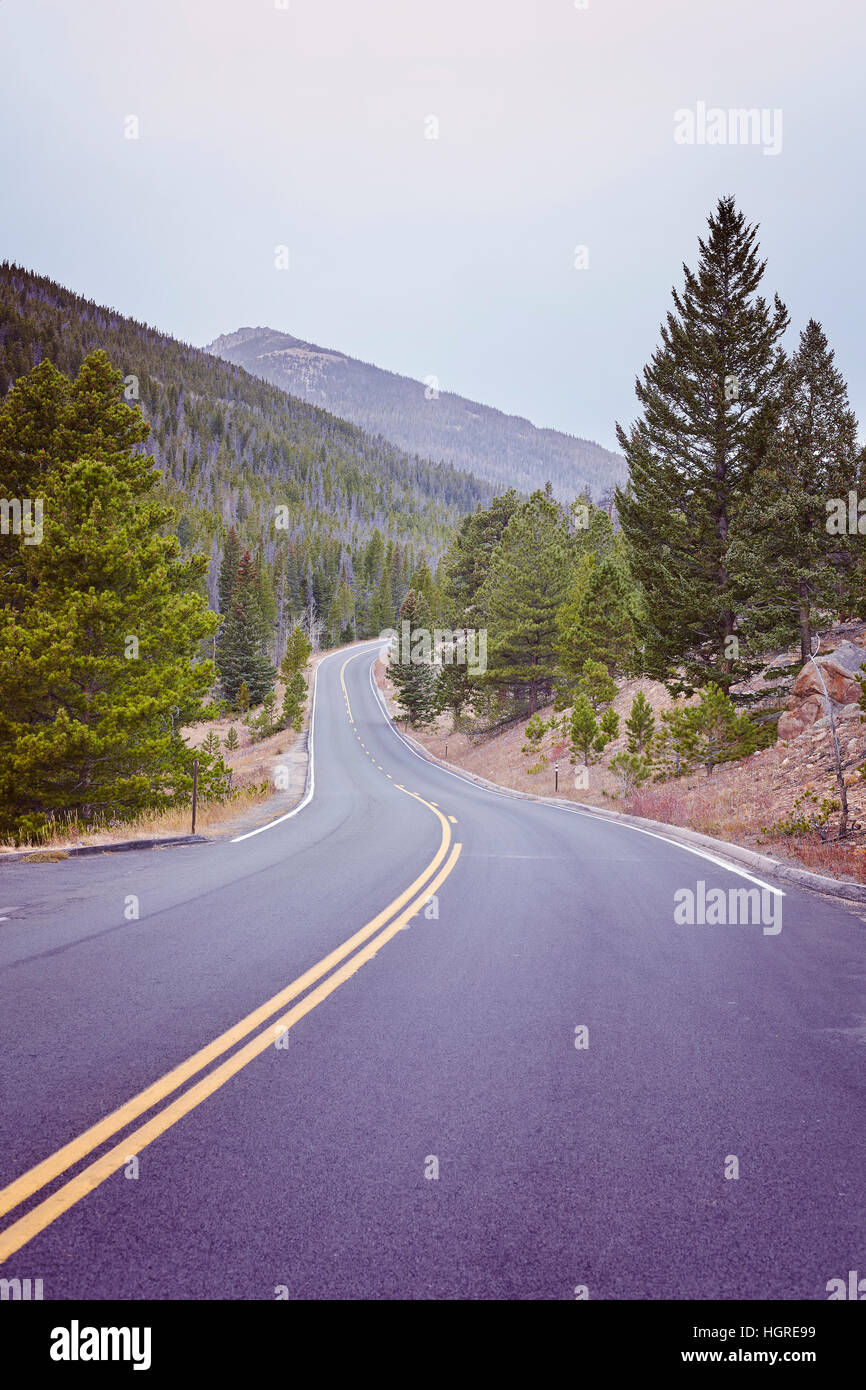 Empty park road hi-res stock photography and images - Alamy