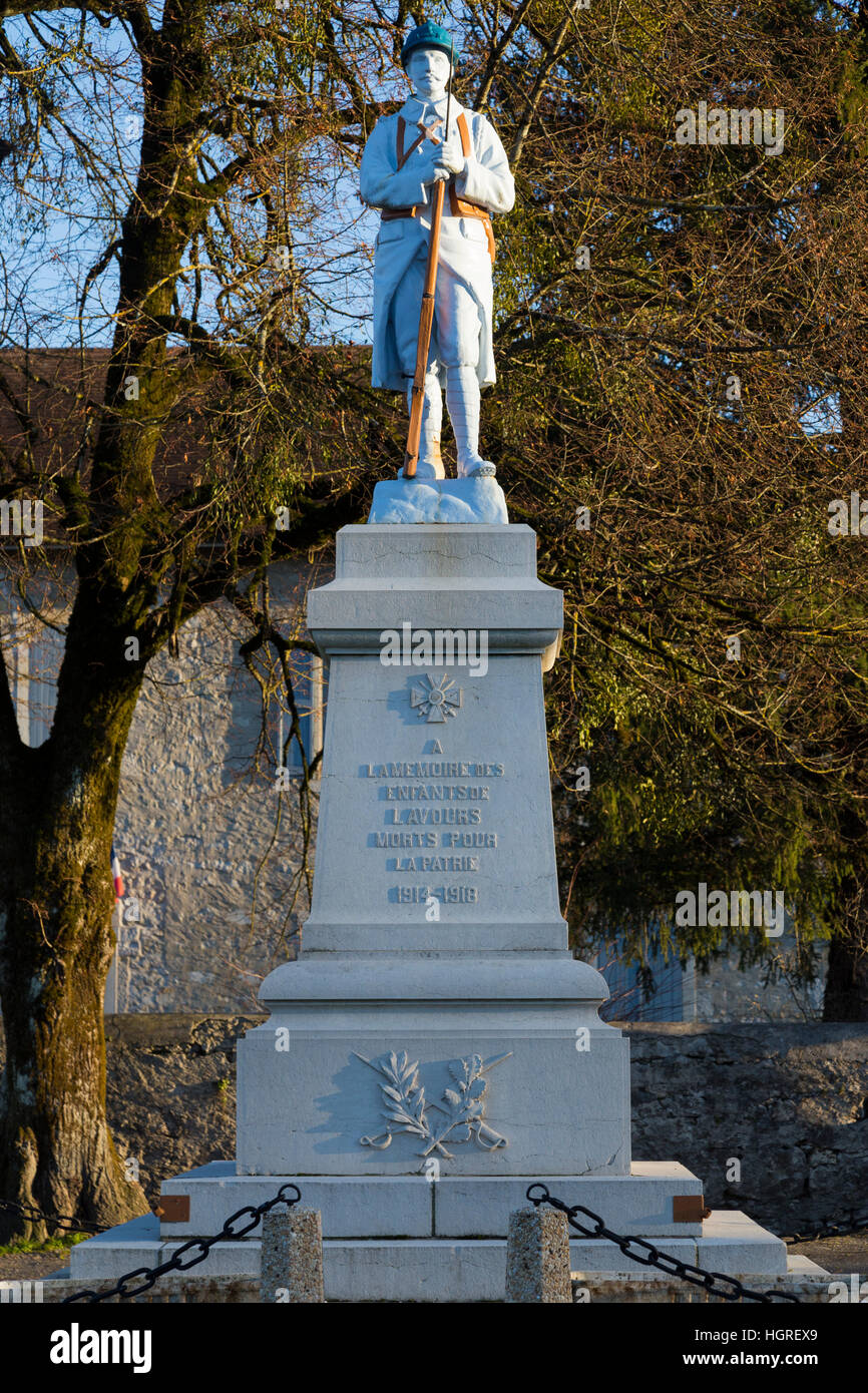 Statue depicting First World War French soldier on a War Memorial in ...