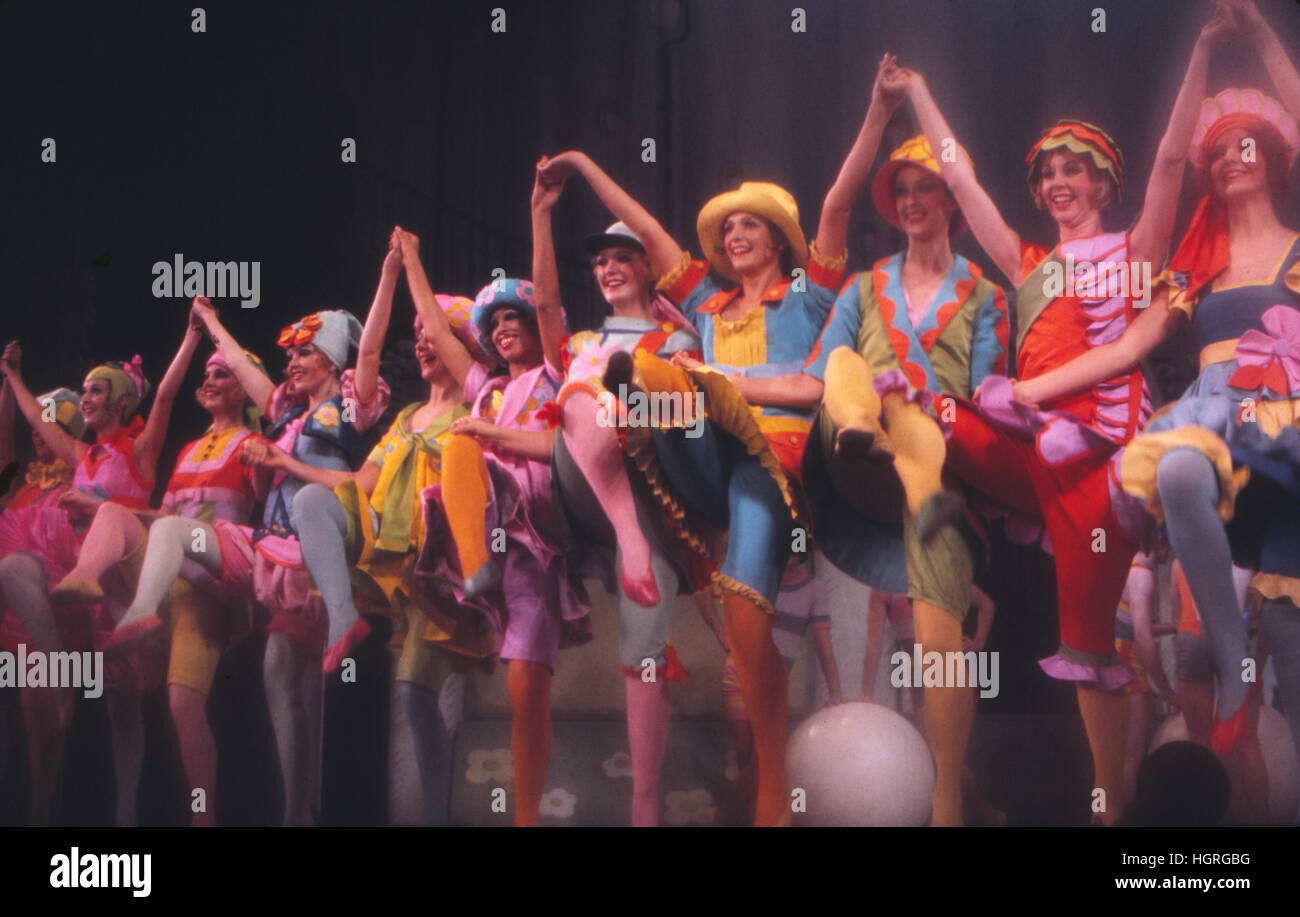 Busby Berkeley dancing girls during rehearsal for the 1971 production ...