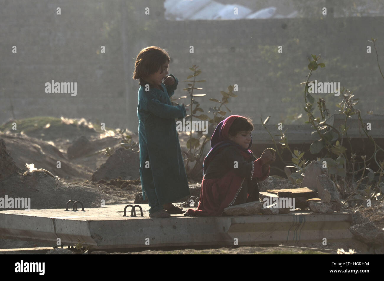 Lahore, Pakistan. 12th Jan, 2017. Pakistani people busy in their ...