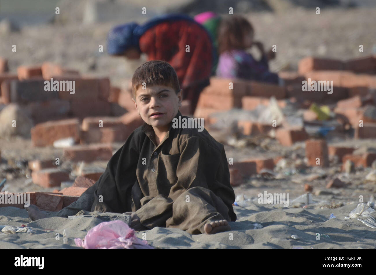 Lahore, Pakistan. 12th Jan, 2017. Pakistani people busy in their ...