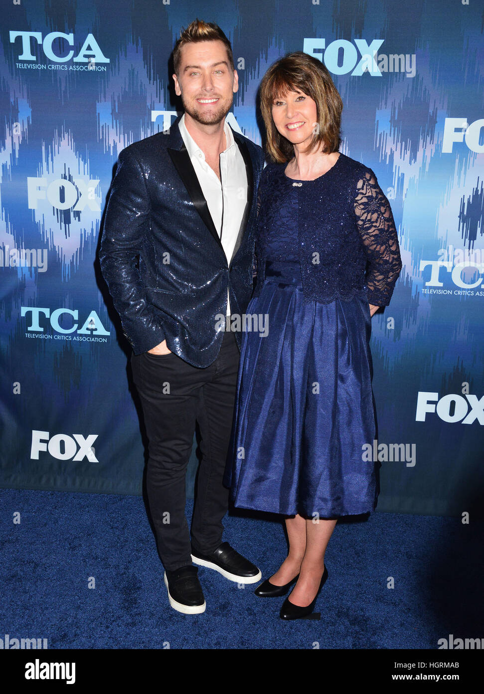 Los Angeles, USA. 11th Jan, 2017. Lance Bass and mom 119 arriving at ...