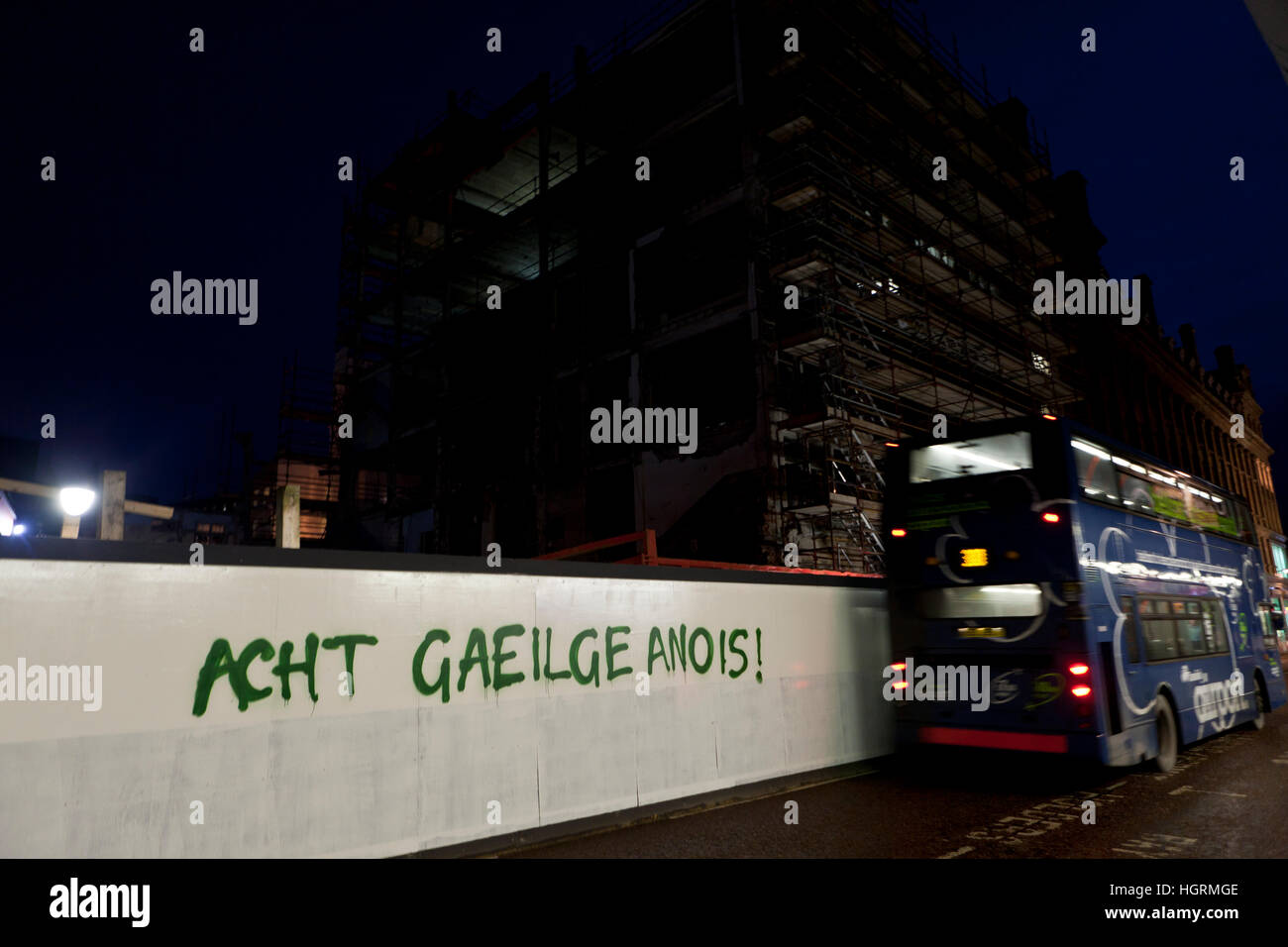 Irish graffiti bus hi-res stock photography and images - Alamy